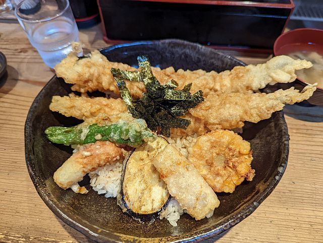 『日本橋 一味禅』の「海老天丼(並)」: 自分へのおつかいもの…